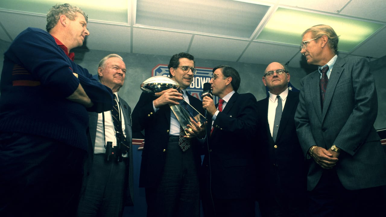 How George Young rebuilt the Giants