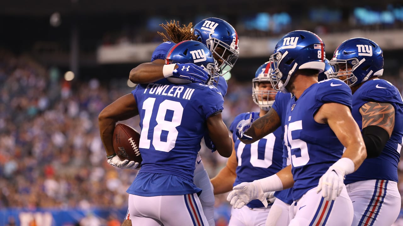 WR Fowler breaks tackle for Eli's first TD pass of preseason