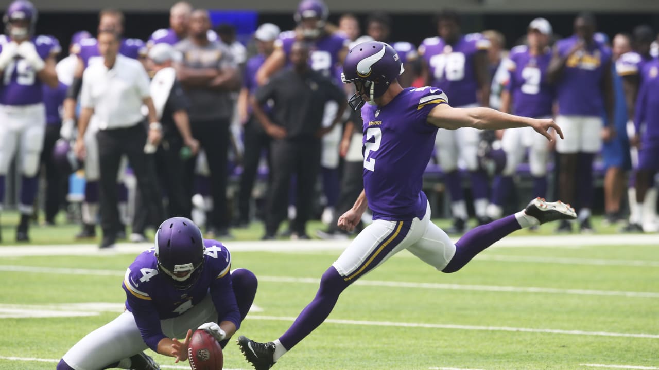Friday: Parnell out, Jaguars sign kicker Forbath