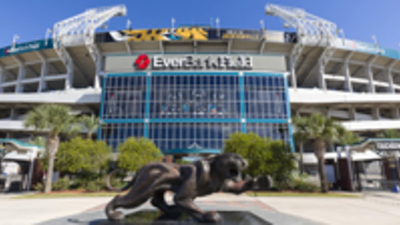 EverBank Field recognized with IAVM’s 2016 Venue Excellence Award