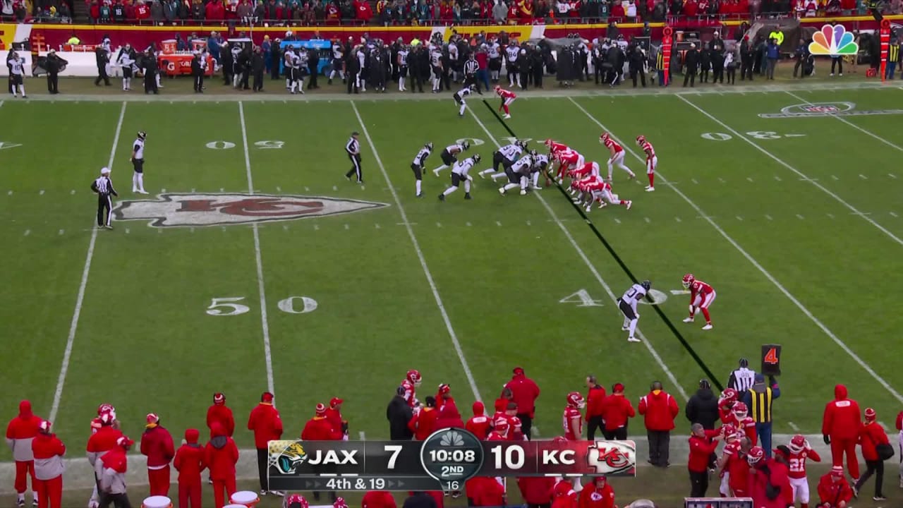 Highlight | Logan Cooke pins Chiefs offense inside 2-yard line ...