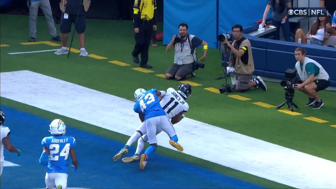 Highlight | Trevor Lawrence unleashes powerful fastball TD to Marvin ...