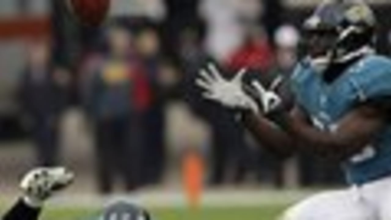 Jags have one-game lead