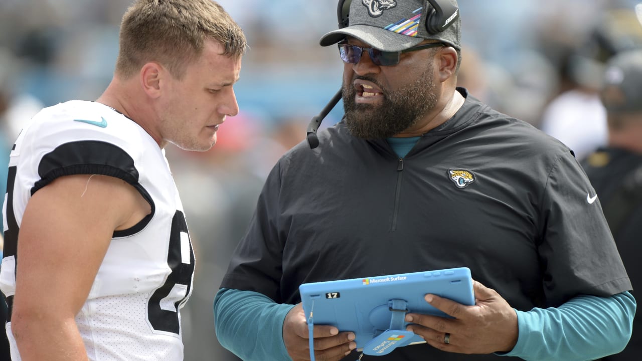 Publix Tailgate Show: Tight ends coach Ron Middleton