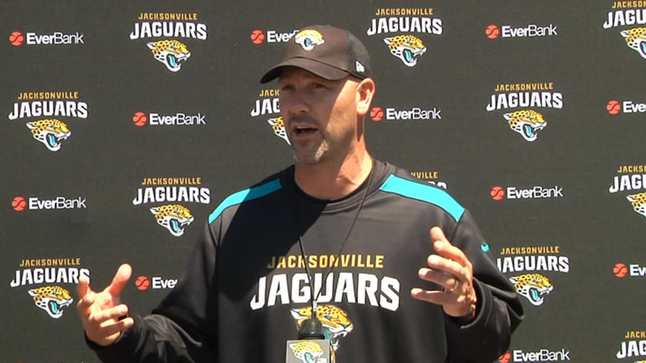 Press Conference: Gus Bradley