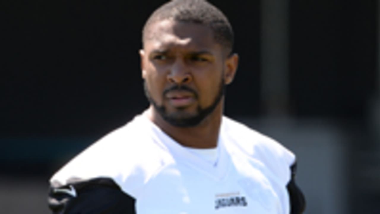 2016 Draft Class: Woodard signs