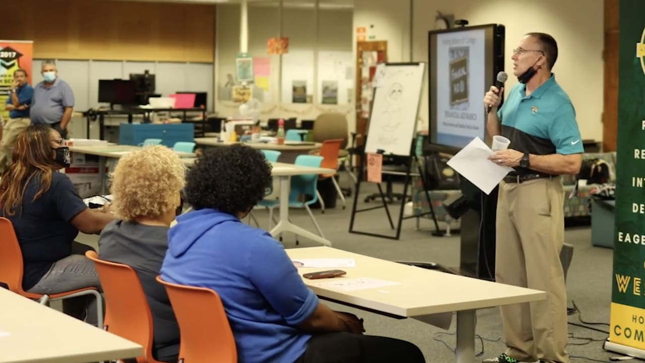 Jaguars bring FAFSA Night to Ed White High School