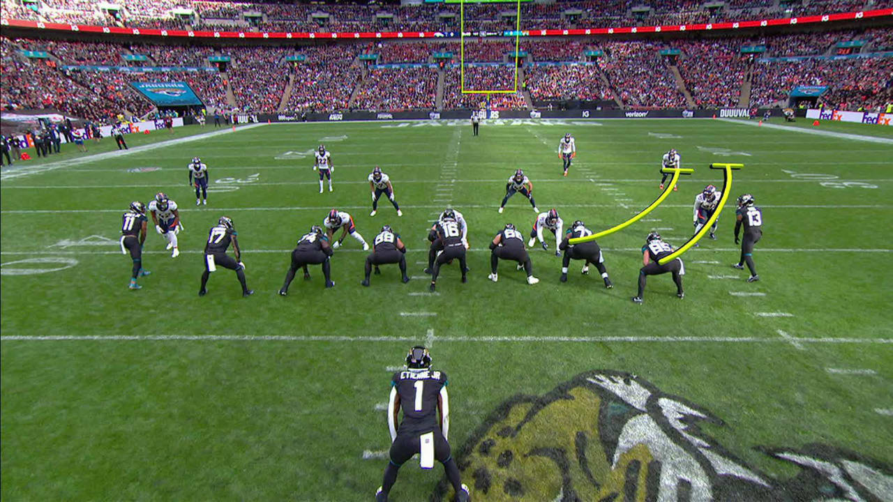 Highlights | Travis Etienne's best plays in 162-yard game Week 8