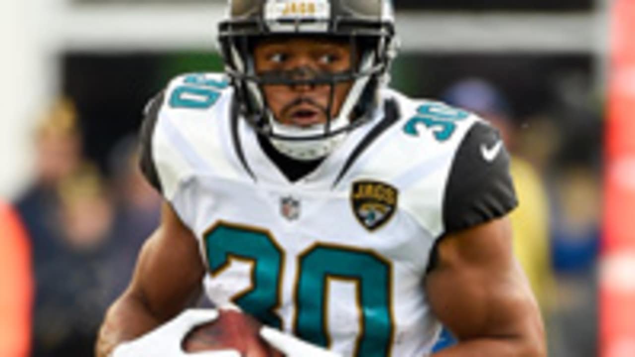 Jaguars place second-round tender on running back Corey Grant