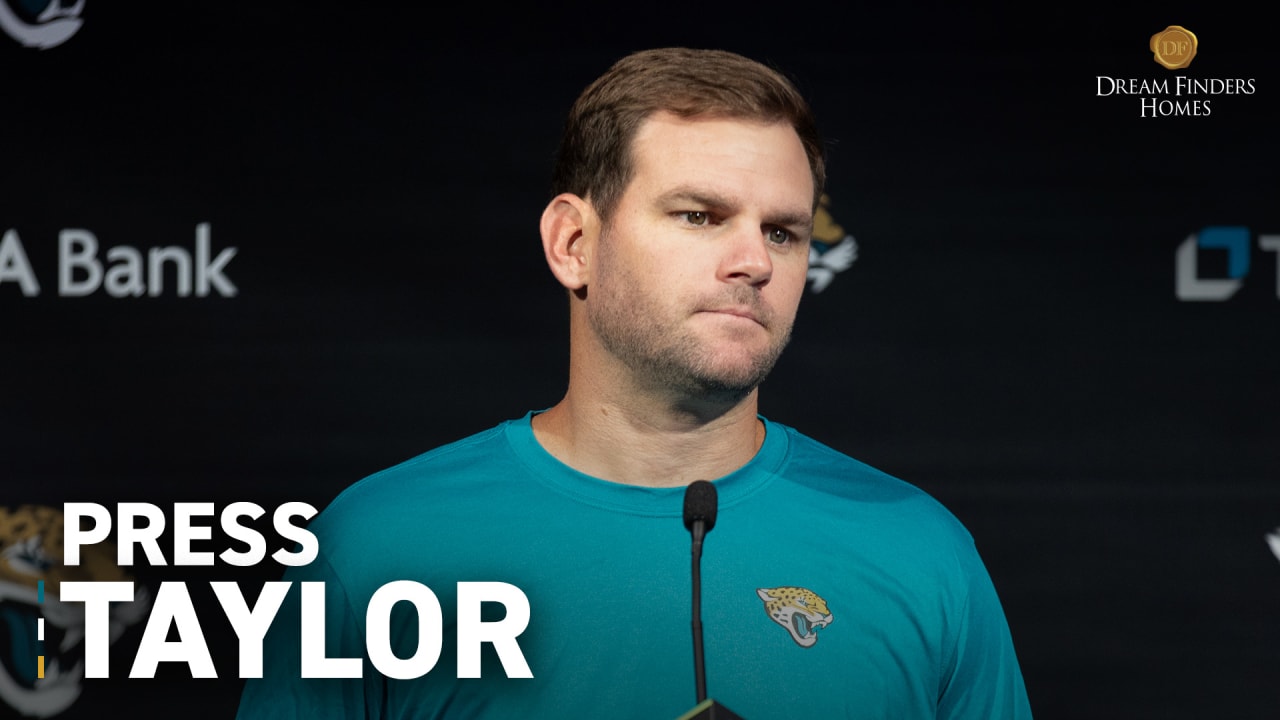 Press Taylor Speaks About Depth on Offense | Press Conference ...