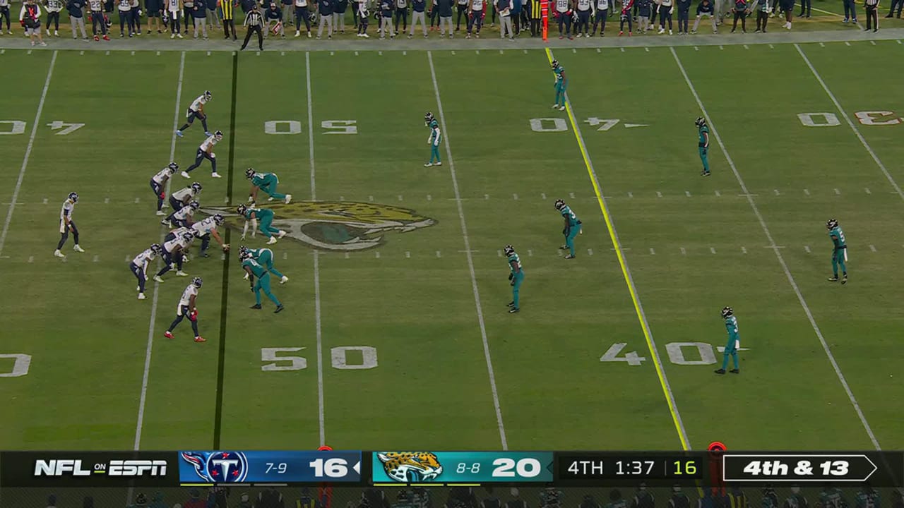 Highlight: Jags' D comes up with game-sealing fourth-down stop with Oluokun tackle
