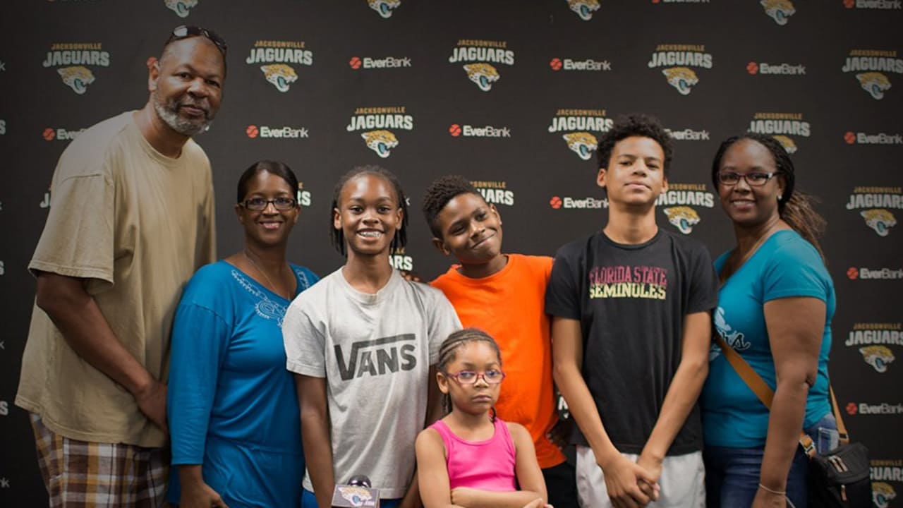 Jaguars 365 Locker Room Tour