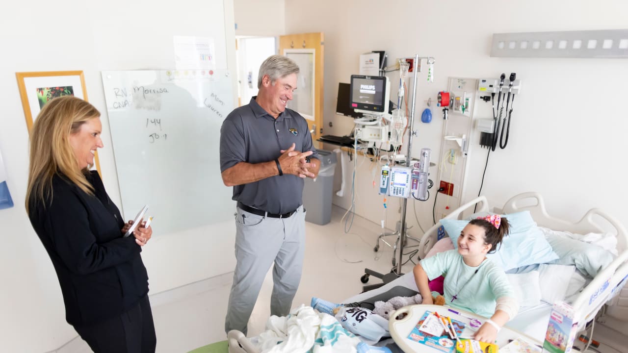 Head Coach Doug Pederson and Wife Jeannie Spread Joy at Wolfson ...