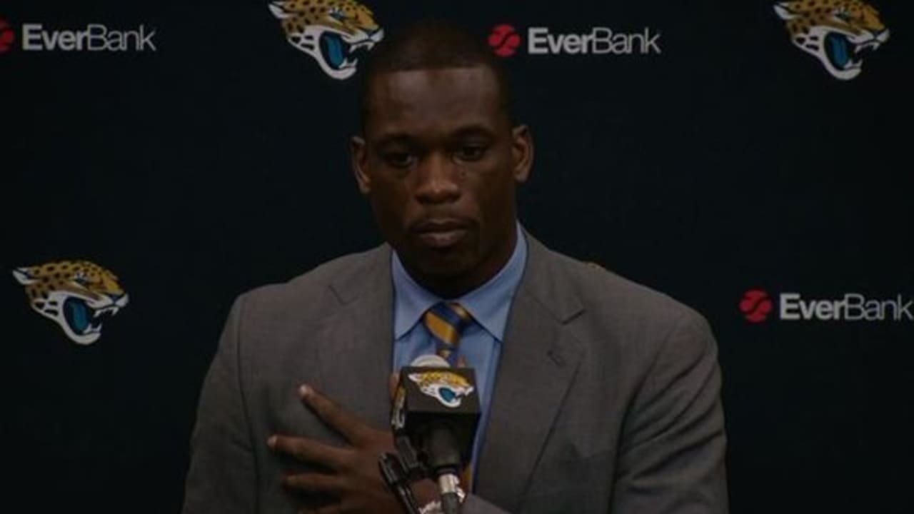 Jacksonville Jaguars linebacker Telvin Smith gets emotional during ...