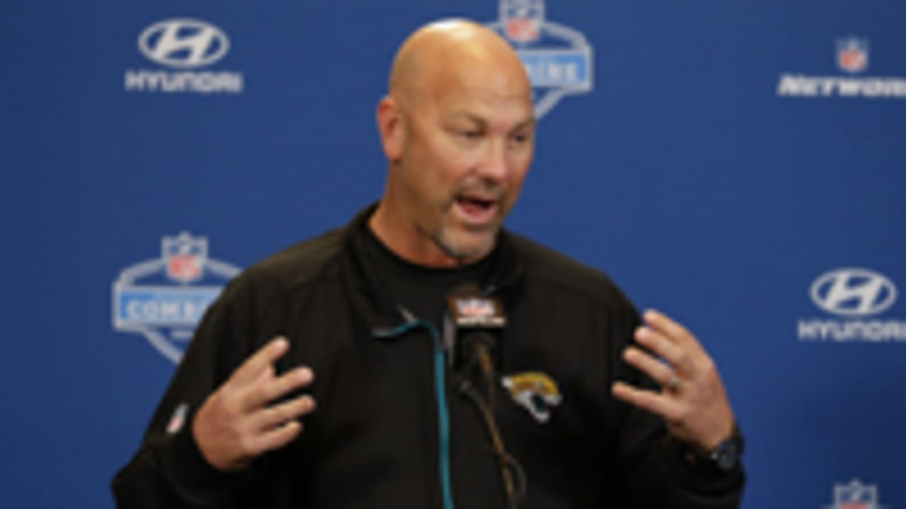 Gus Bradley speaks at combine: Linder could play center
