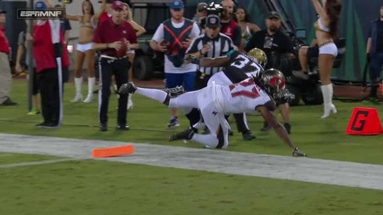 Brandon Allen connects with Marquez Williams for a 4-yard touchdown