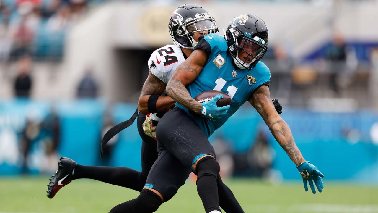 Sideline View | Marvin Jones Jr. makes incredible one-handed grab