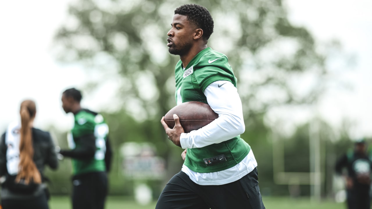 Gallery | Jets Return to the Field for Offseason Workouts (Phase 2)