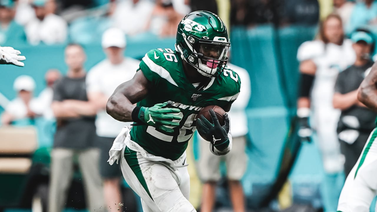 Jets Turn to a Heavy Dose of Le’Veon Bell in Loss to Dolphins