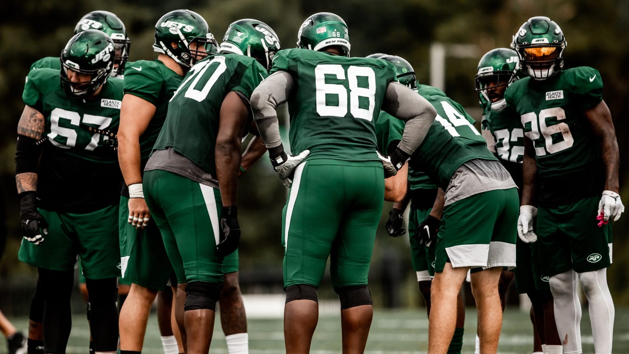 Jets' Starting O-Line Comes Together for Tuesday's Practice