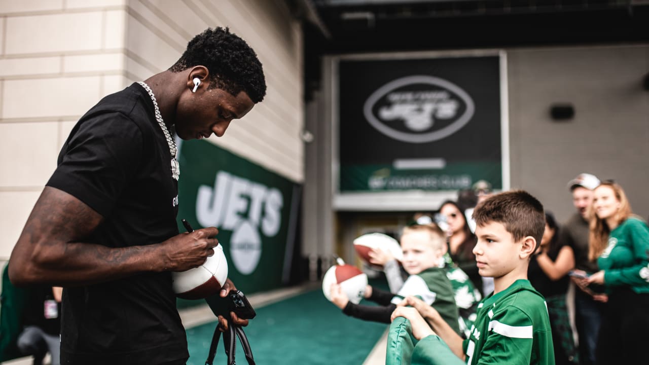 Gameday Gallery | Top Photos of the Jets Arriving at MetLife Stadium ...