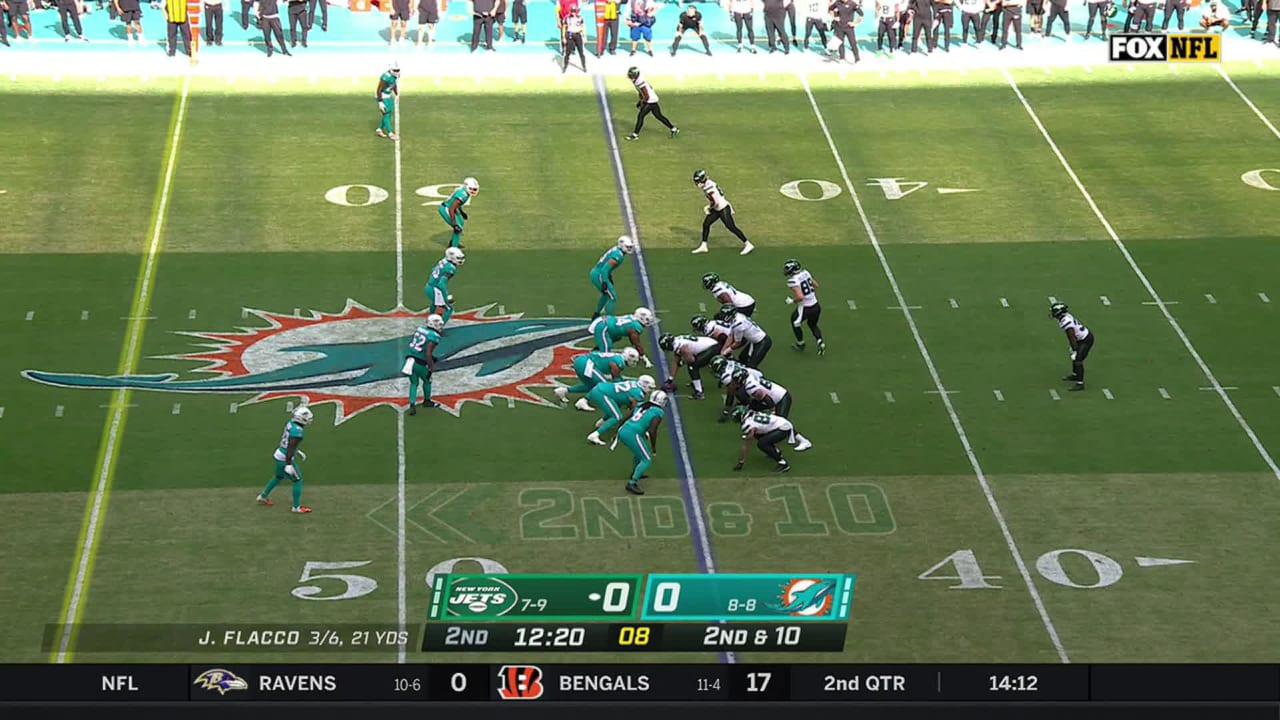 Highlight | Joe Flacco Finds Corey Davis for a 17-Yard Gain