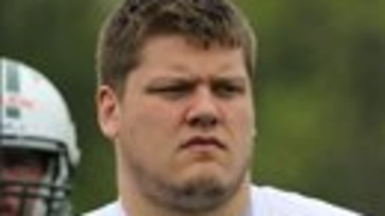 Jets Sign Tackle Paul Cornick