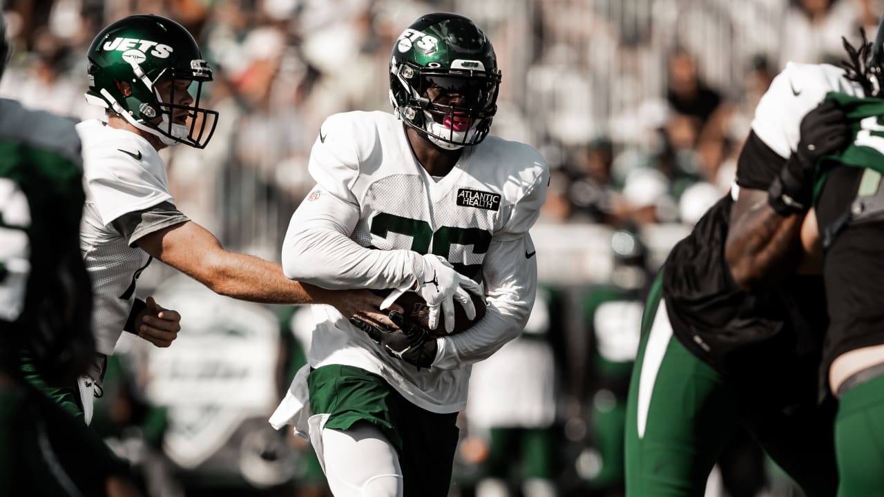 Jets' Le'Veon Bell Patiently Plays Preseason Waiting Game