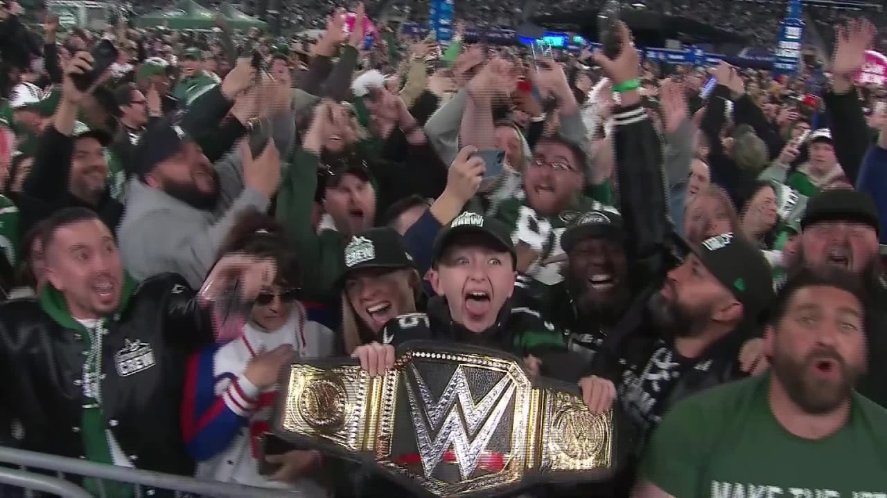 Jets Fans Celebrate First-Round Selections at MetLife Stadium
