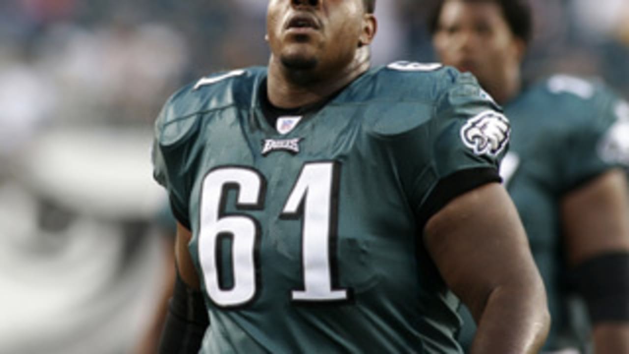 Jets sign G Adrien Clarke to Reserve/Future Contract