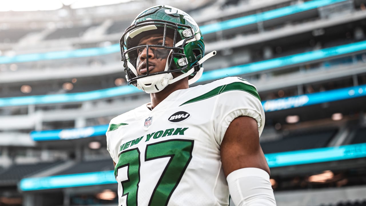 Jets Cornerbacks Look Ahead: Youthful Group Could Get Younger