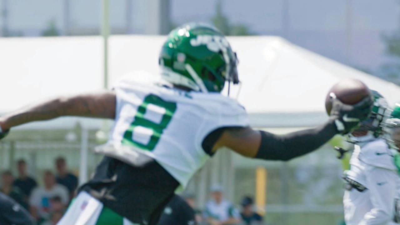 Jets Training Camp Highlight | Elijah Moore One-Handed Catch