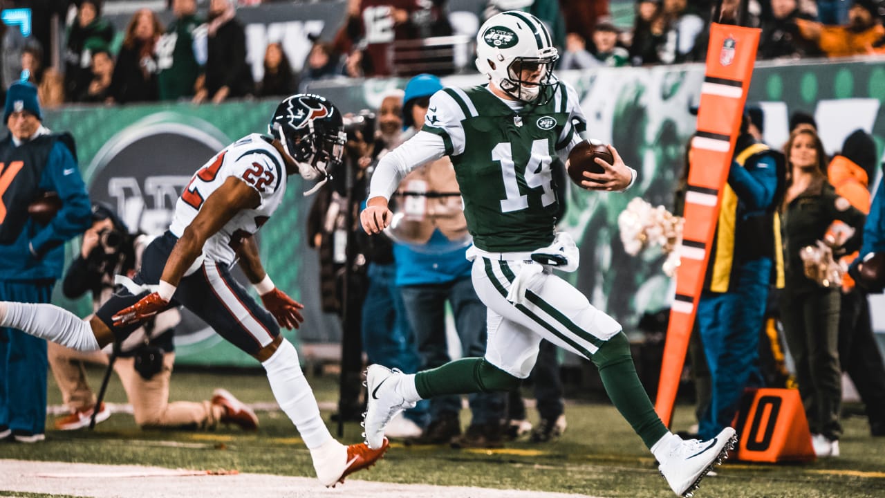 ‘He’s Special.’ What Did Jets and Texans Say About Sam Darnold’s ...