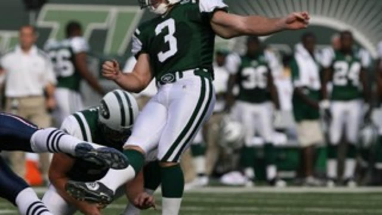 Jay Feely's Back in the Area, This Time as a Jet