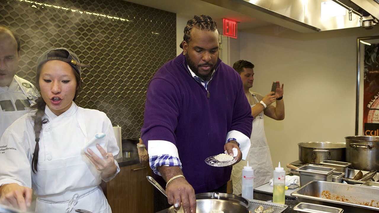 Jets Fans and Players Cook Up Special Dishes at ICE Cooking School