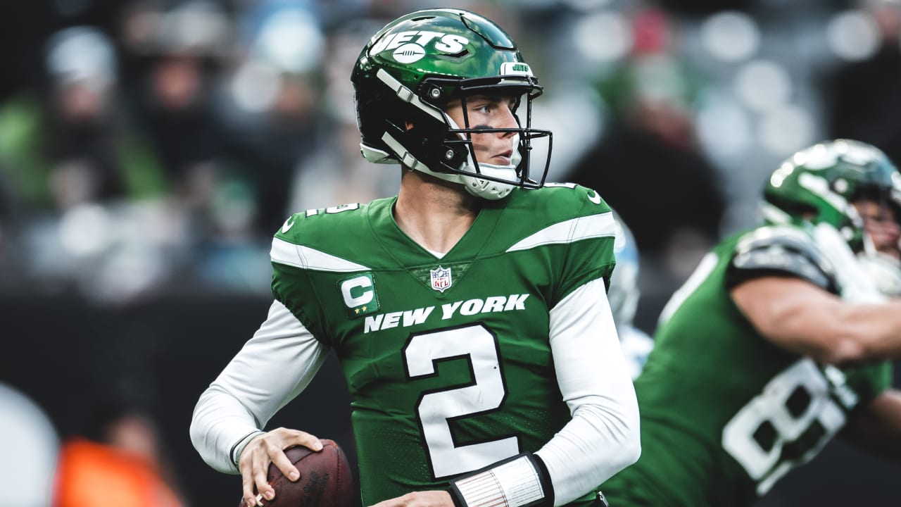 Jets QB Zach Wilson's Offseason Approach: Read, Reset ... Attack