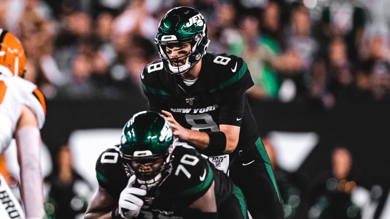 Highlights: Every Luke Falk Completion vs. Cleveland