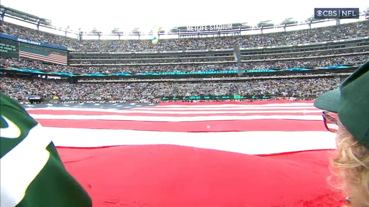 MetLife Stadium Crowd Sings the National Anthem on 9/11 Before Jets vs ...