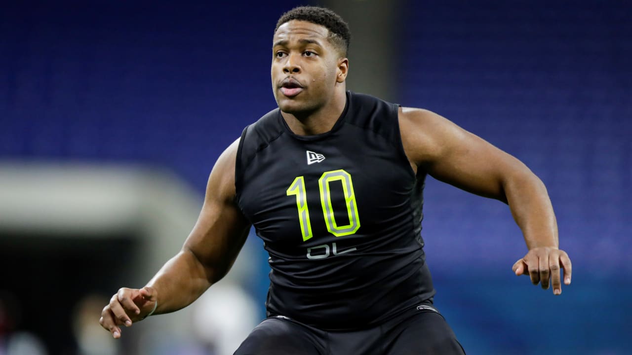 Cameron Clark's Traits Should Help Him Earn a Spot on Jets' O-Line