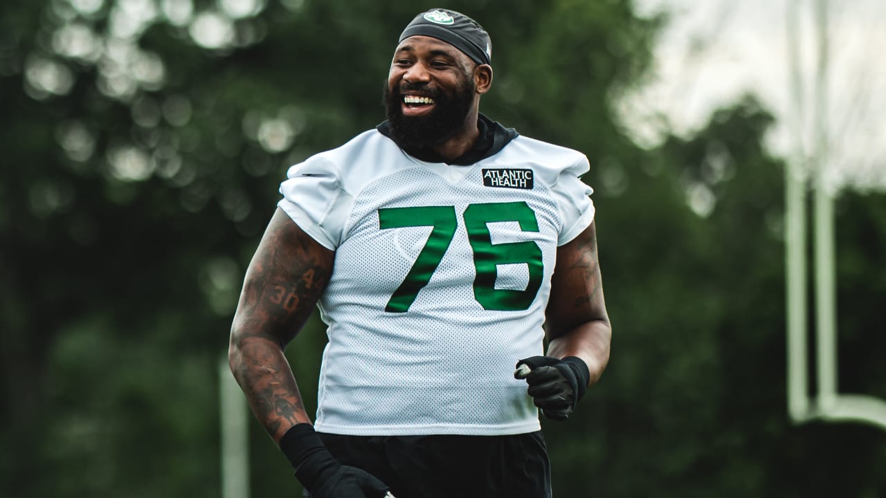 George Fant, Jets’ Best Hoops Player, Is Home at Left Tackle