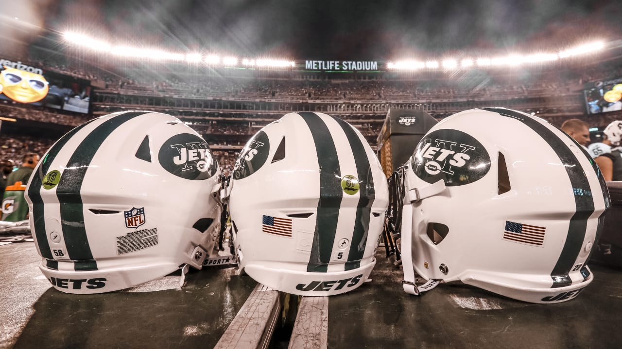 Jets Sign Four Players to Their Practice Squad