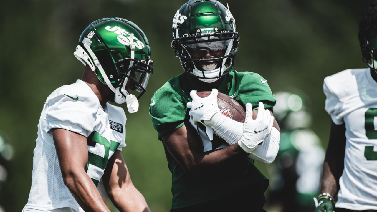 Practice Gallery | Best Images from Sunday's Open Practice at Jets ...