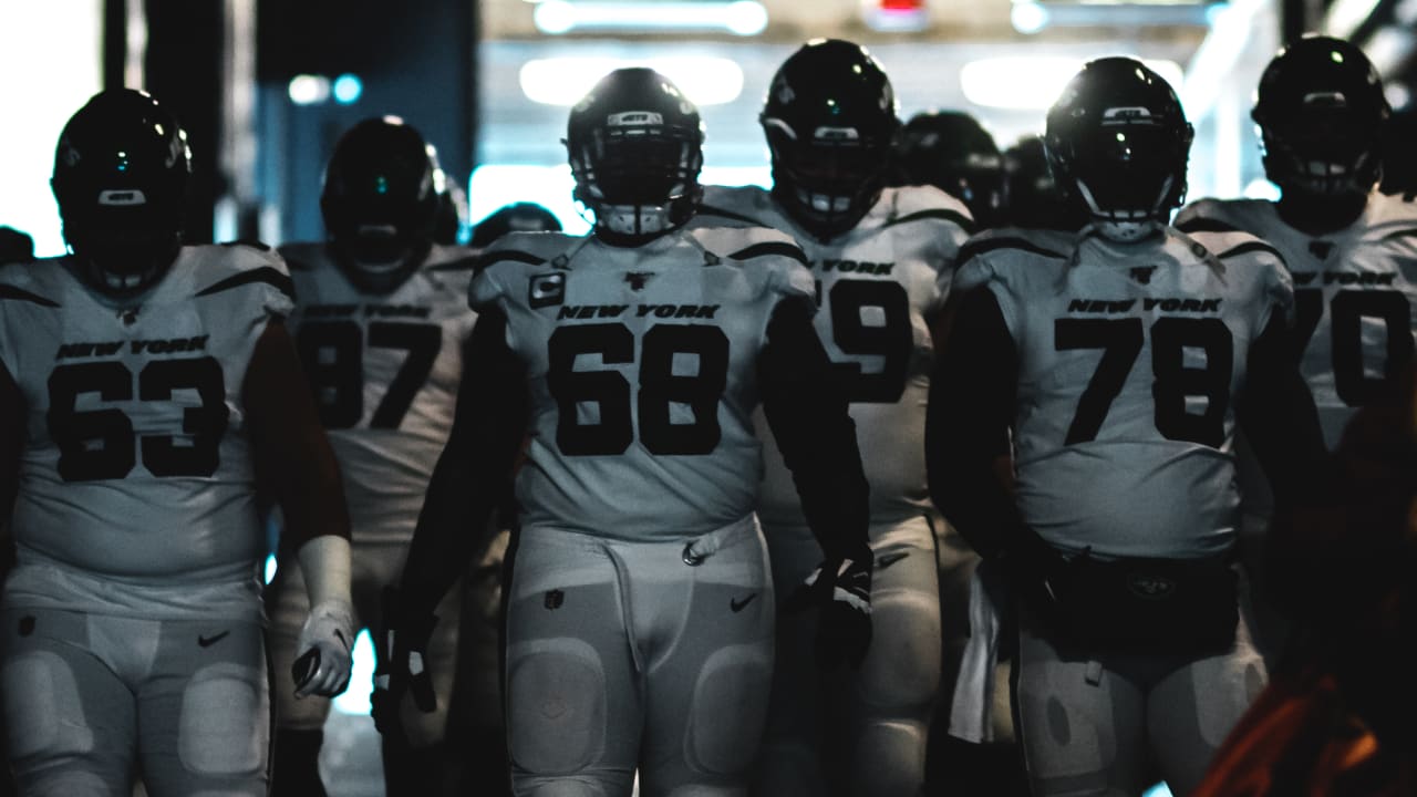 Jets Offensive Line Review: Unit 'Kept Fighting' Through a 'Crazy Year'