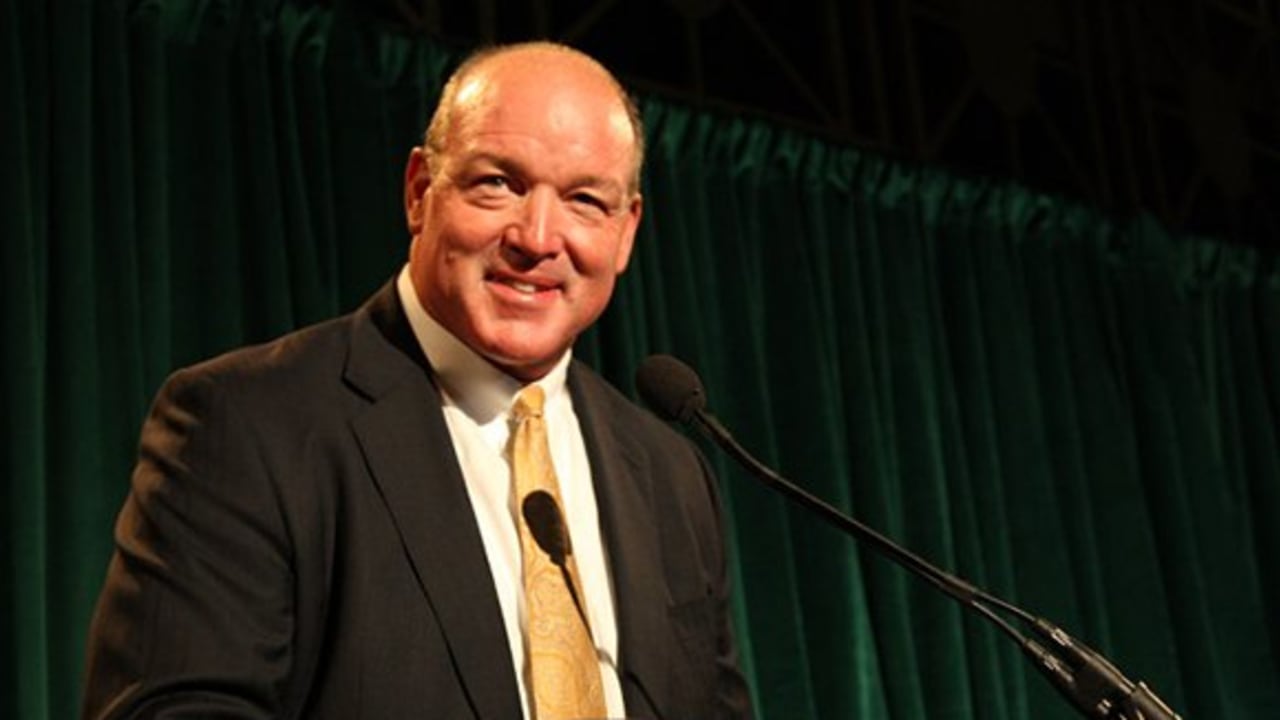 Marty Lyons: College Football Hall of Fame