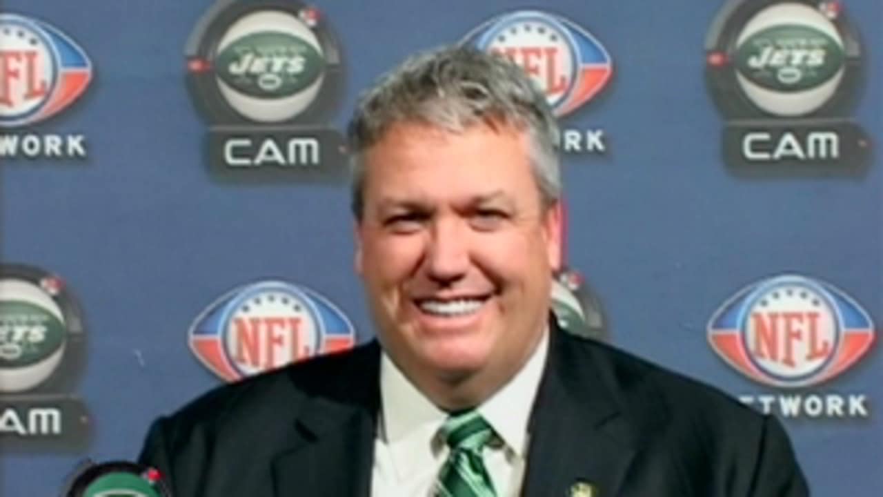 Mike T Recalls a Favre Play That Resonates