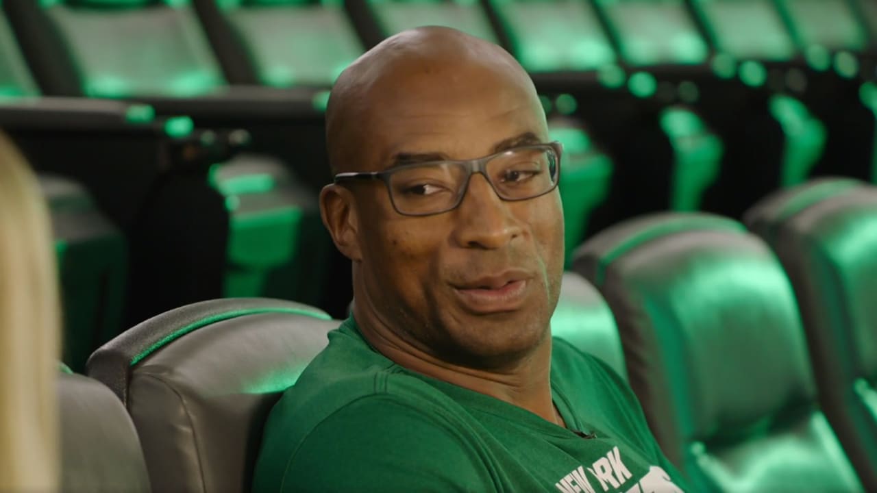 Inside the 20: 1-on-1 with DL Coach Andre Carter