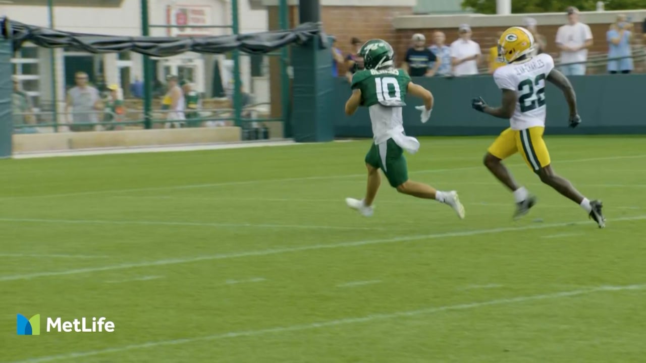 Joint Practice Highlight | Zach Wilson Goes Deep to Braxton Berrios for ...