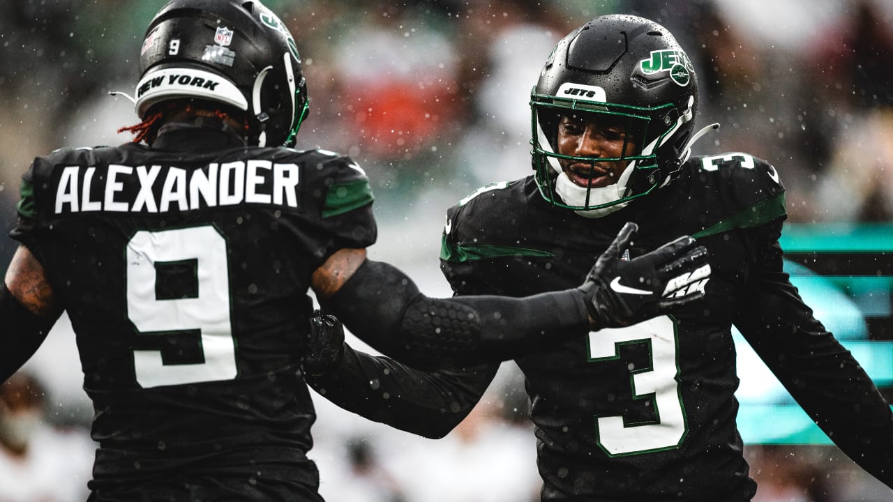 Script's a Little Different for Jets Defense but They 'Settle In' and ...