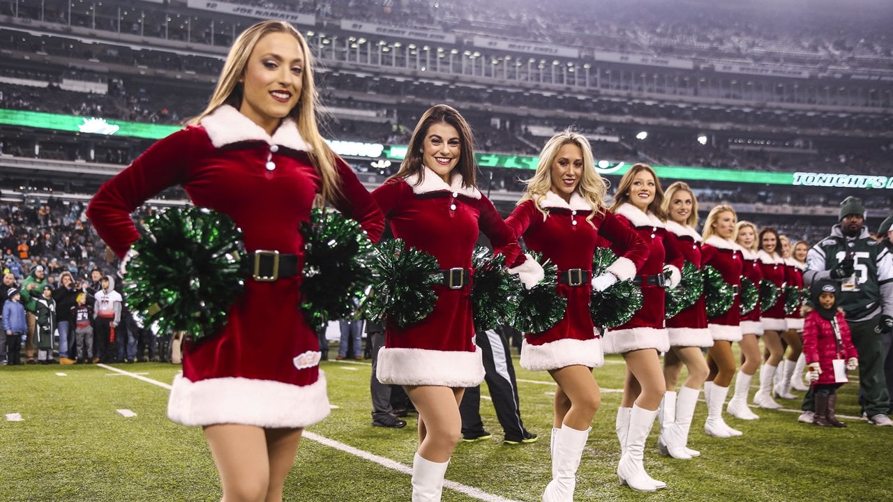 Top Flight Crew Images: Jets vs Dolphins