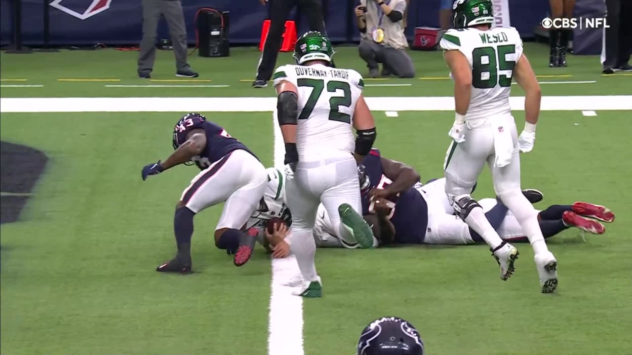 Highlight | Zach Wilson Scores the First Rushing TD of His Career